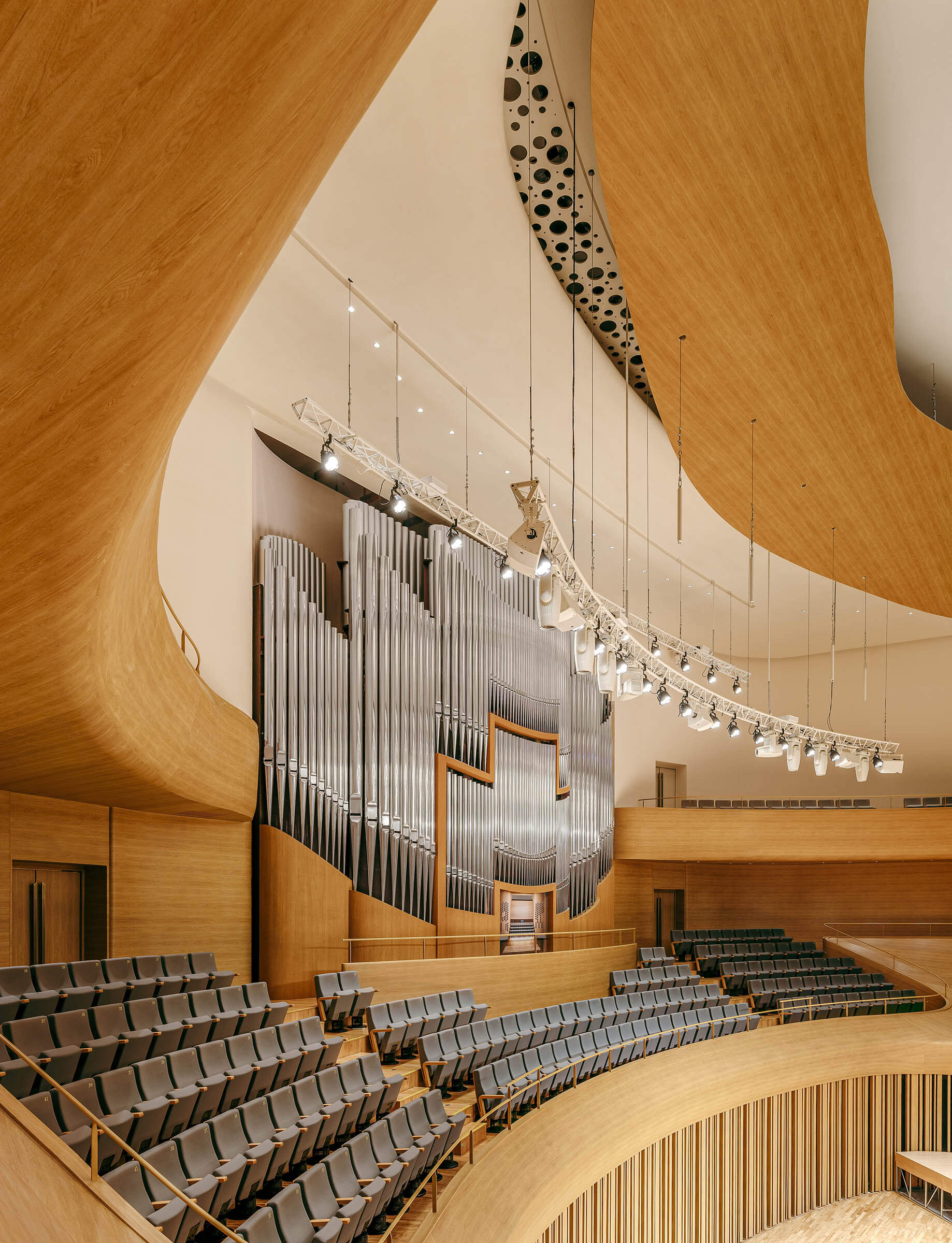 Beijing Performing Arts Centre – Perkins&Will